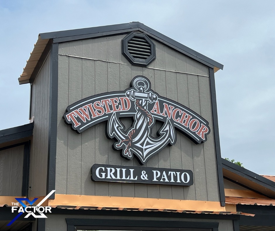Twisted Anchor Lit Sign - Hunter Graphix
